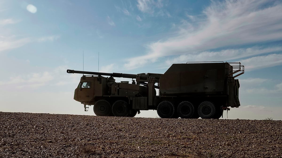 Mobile Tactical Cannon - Elbit America